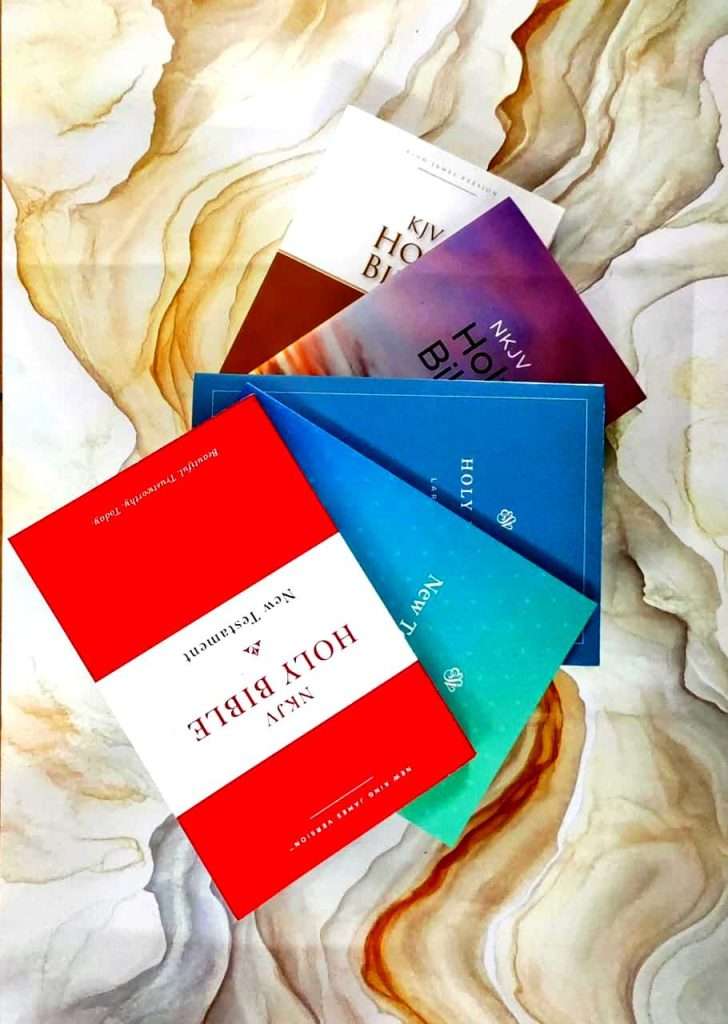 English Bible Combo Offer - 5 Bibles In One Pack [Paper Pack ...