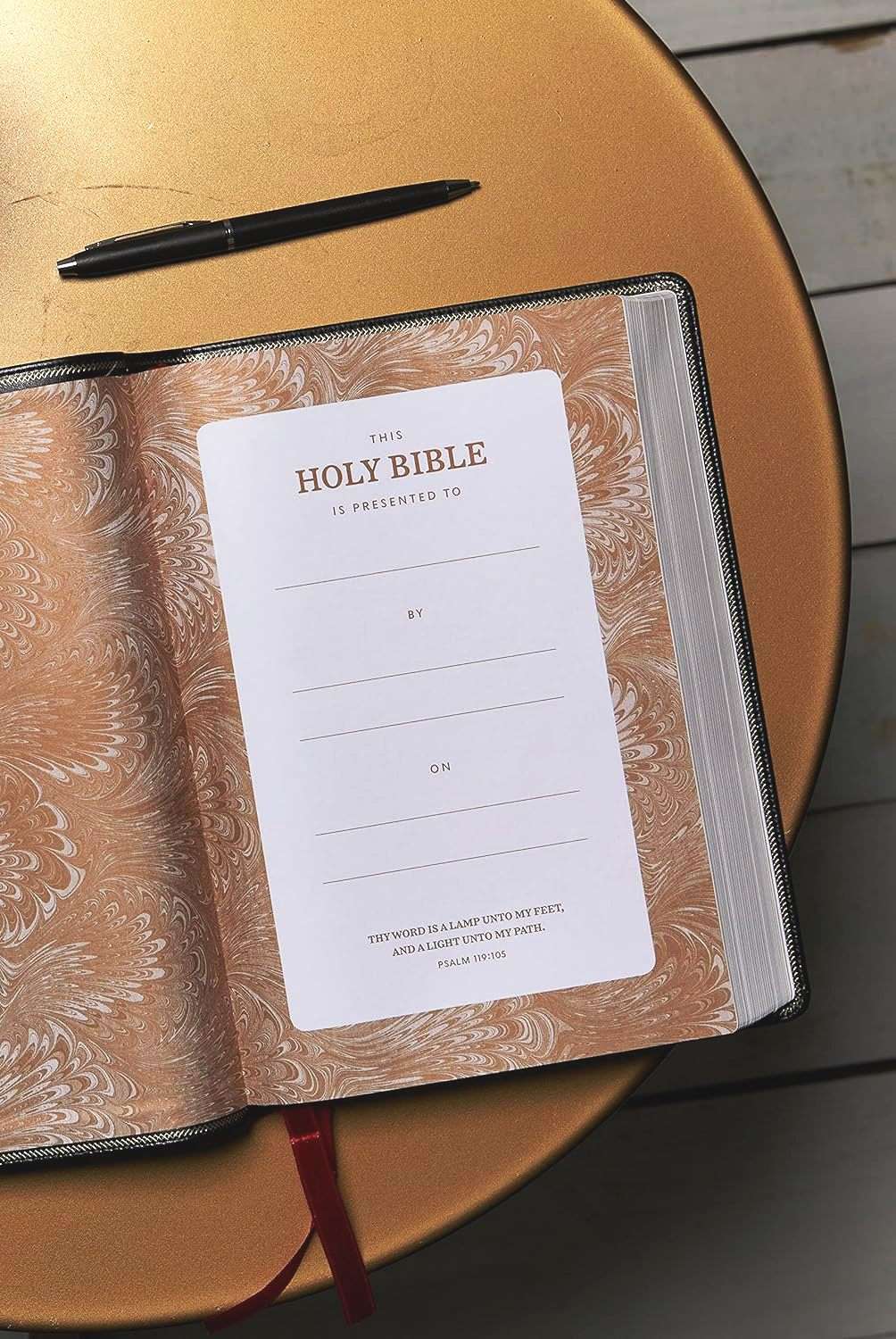KJV Giant Print Centre-Column Reference Bible: Lay Flat Brown ...